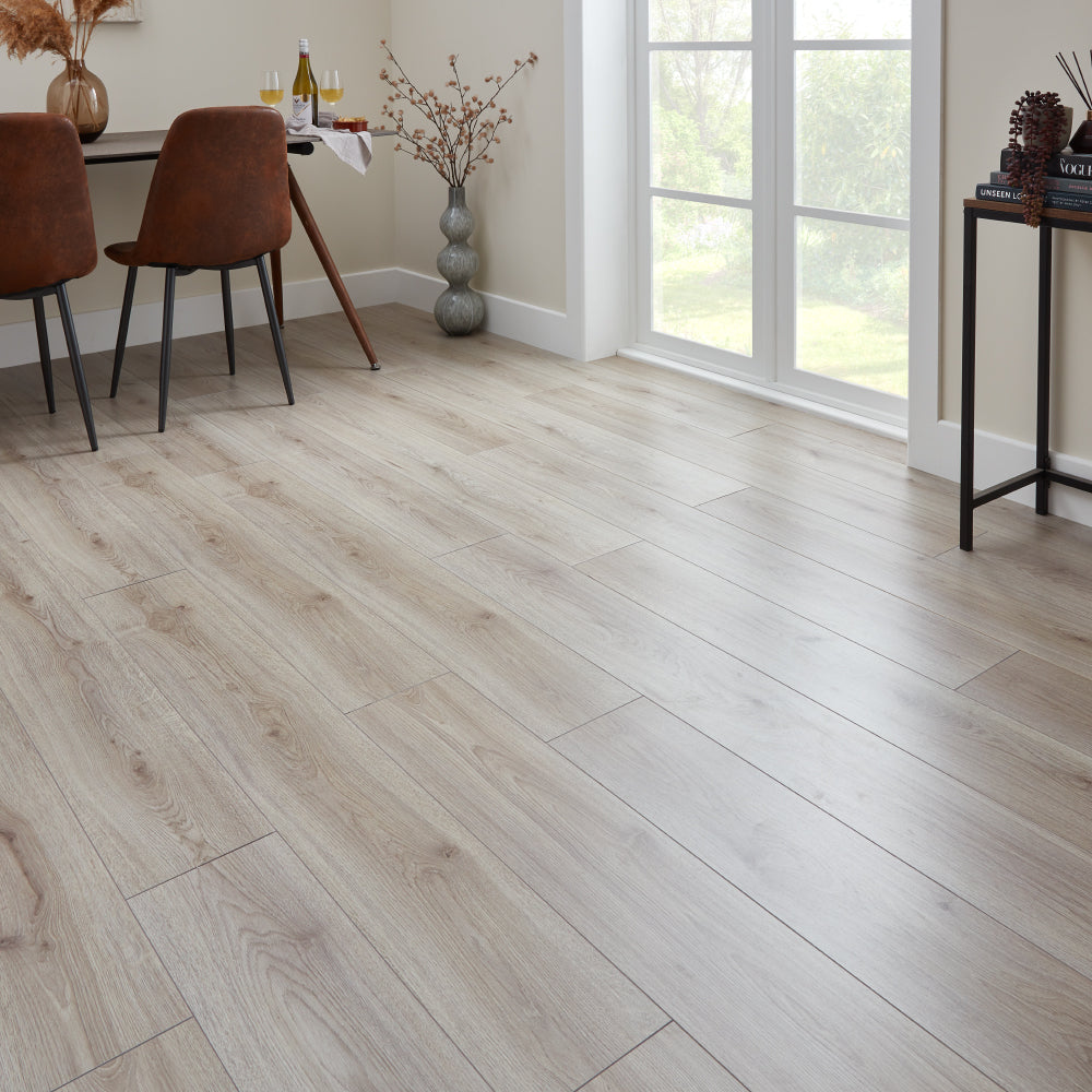 Kronotex Windimere 7mm Laminate Flooring - Grey Trend Oak | Flooring ...