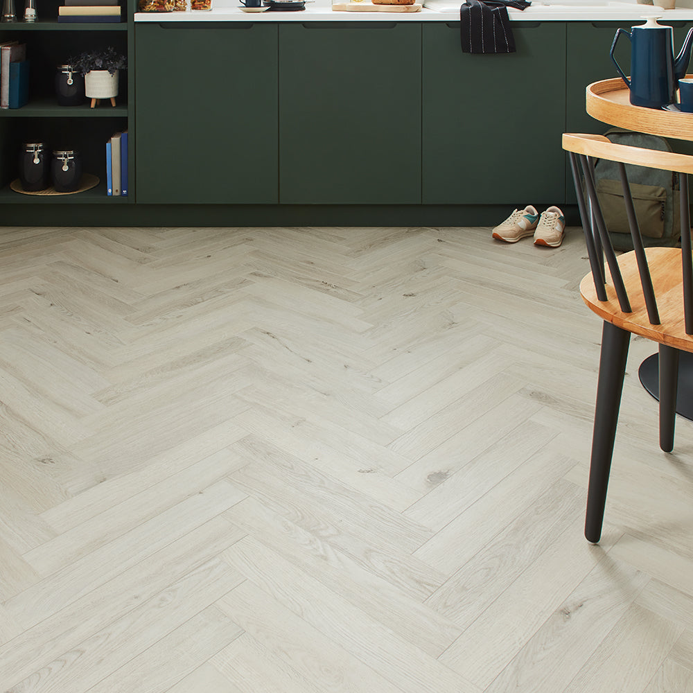 Berry Alloc Thirlmere Herringbone 8mm Laminate Flooring - Golden Spruce ...